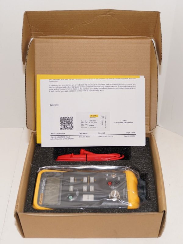 Fluke 718-30G Pressure Calibrator - Industrial Worldwide